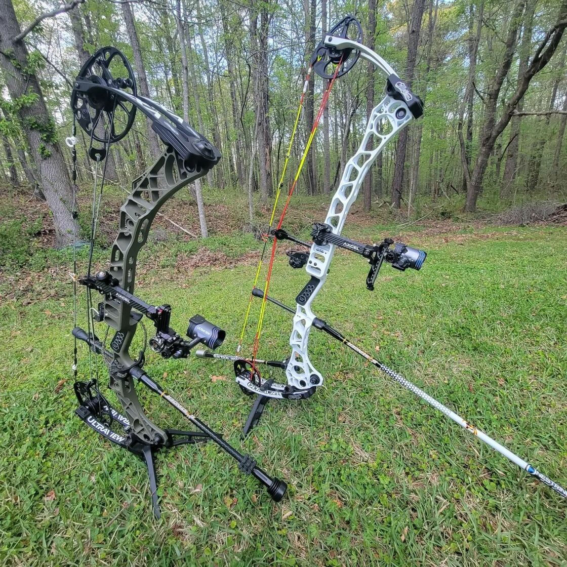 Custom bowstrings store